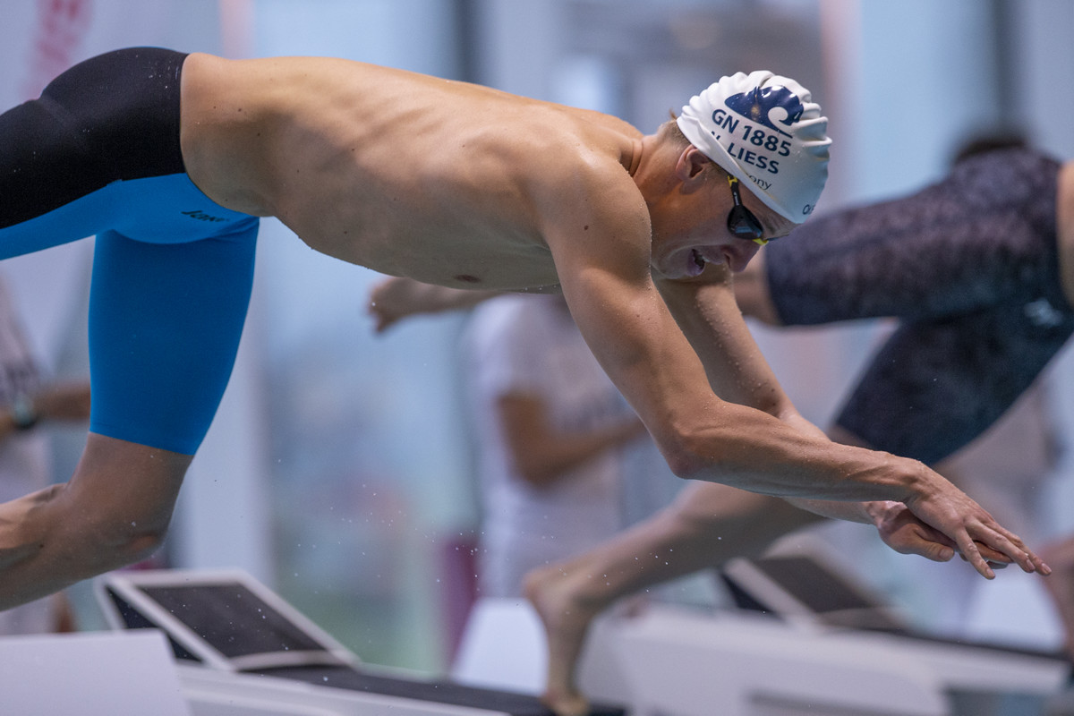 Les nageurs suisses chantent la Marseillaise - Swiss Aquatics