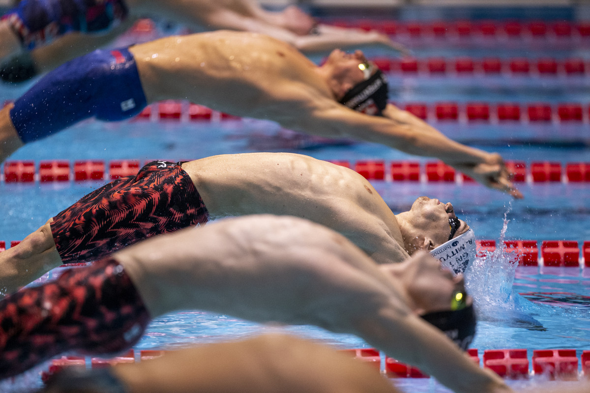 Les nageurs suisses chantent la Marseillaise - Swiss Aquatics