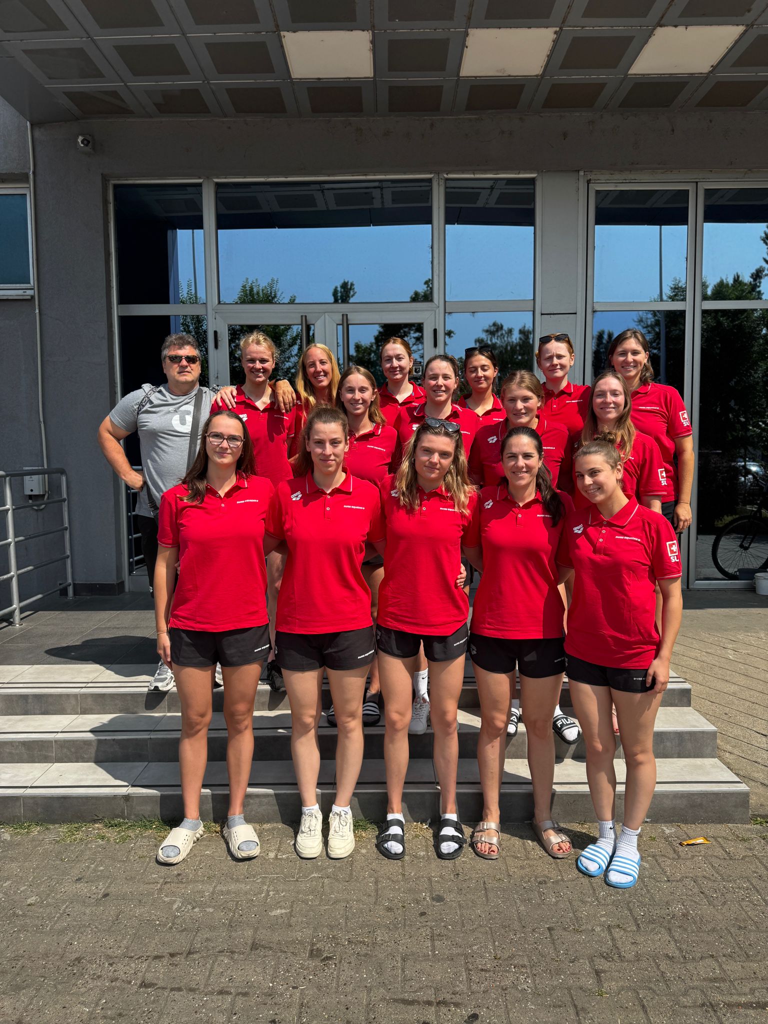 Schweizer Frauen-Nationalteam bereit für EM-Qualifikation: Starke Vorbereitung in Novi Sad ...